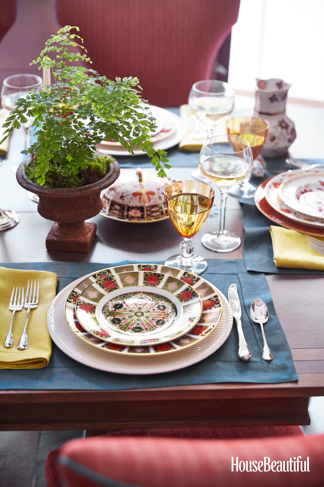 BEAUTIFUL TABLE SETTINGS FROM REPLACEMENTS, LTD - design indulgence