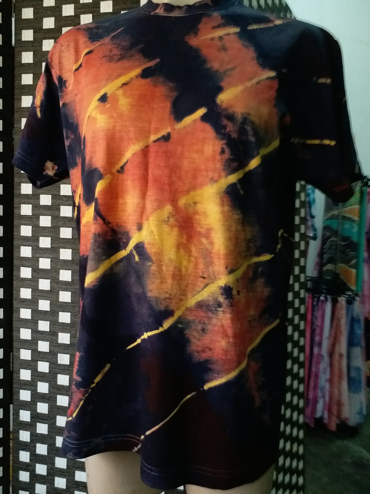GLORY TOWER BATIK: Batik Tie and Dye T-shirts