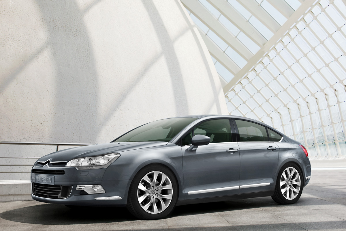 voitures et automobiles: La Citroën C5