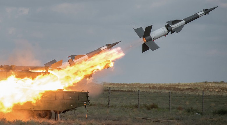 Venezuela desplegó sistemas antiaéreos 'Pechora 2M' a pocos kilómetros ...