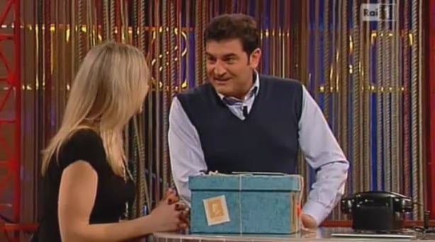 Affari Tuoi Sott'olio: La bellissima Anna Bevilacqua, nostra signora ...