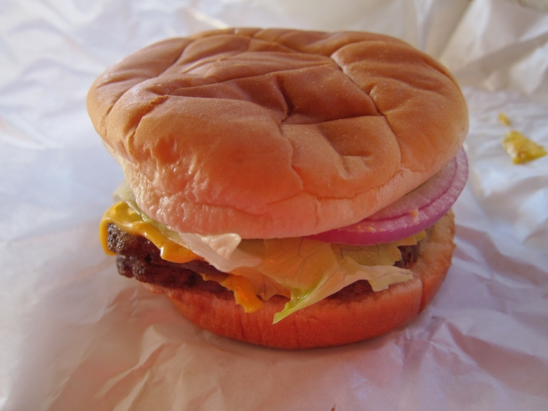Review: Wendy's - The "W" Cheeseburger
