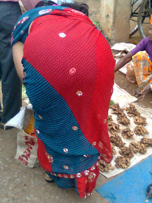 Indian Big Ass Pics: Moti Gand Wali Nangi Bhabhi Ki Photos