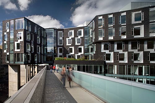 Out And About In The 'Burgh: Architectural Award For CMU