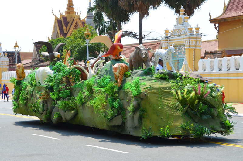 LTO Cambodia: Funeral of Sihanouk: Day 1, Procession