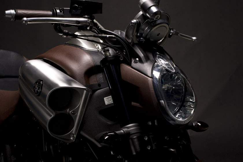 Yamaha VMAX, Moge Ghost Rider II ~ AGG