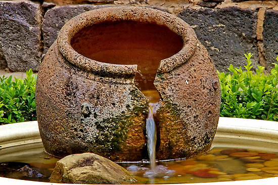 Mark's Musings: God uses broken vessels