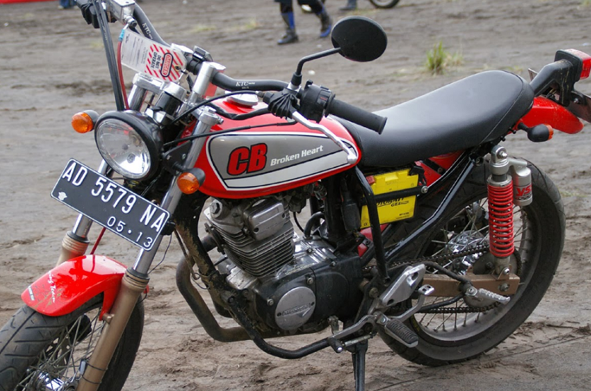 +10 Gambar Modifikasi Honda CB Terbaik 2017
