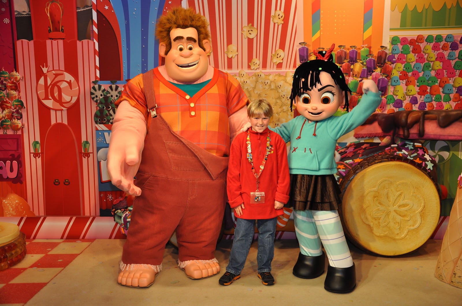 Williams Family: We Met Ralph and Venelope from Wreck-It Ralph!