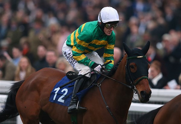 Cheltenham Races: Johnny Henderson Grand Annual Chase