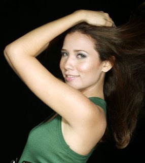 Razattitude 3.0: Babe of the Week: Karylle