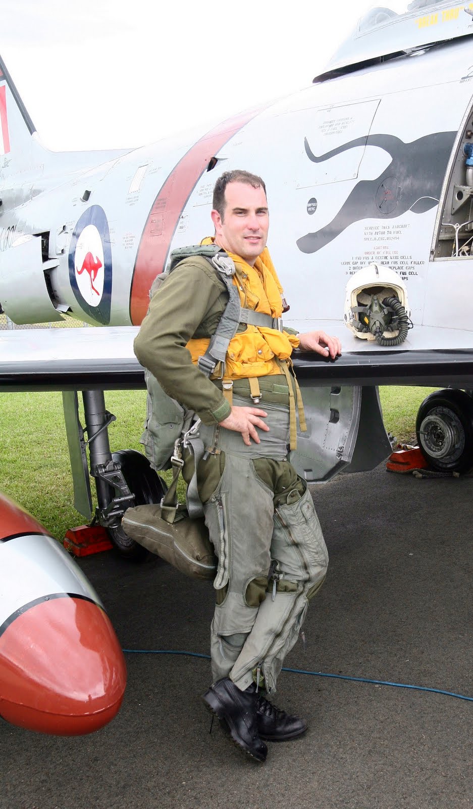 Heritage flight gear / flying gear displays: WHAT I DISPLAY AT AIRSHOWS ...