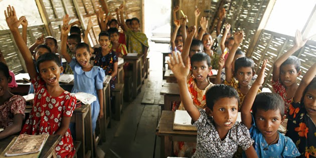 Architecture as Aesthetics: Solar powered floating schools, Bangladesh