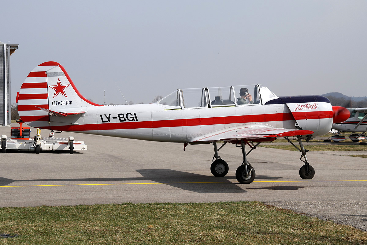 Eastwings: Jak-52 * YAK Group Switzerland * DOSAAF c/s * LY-BGI