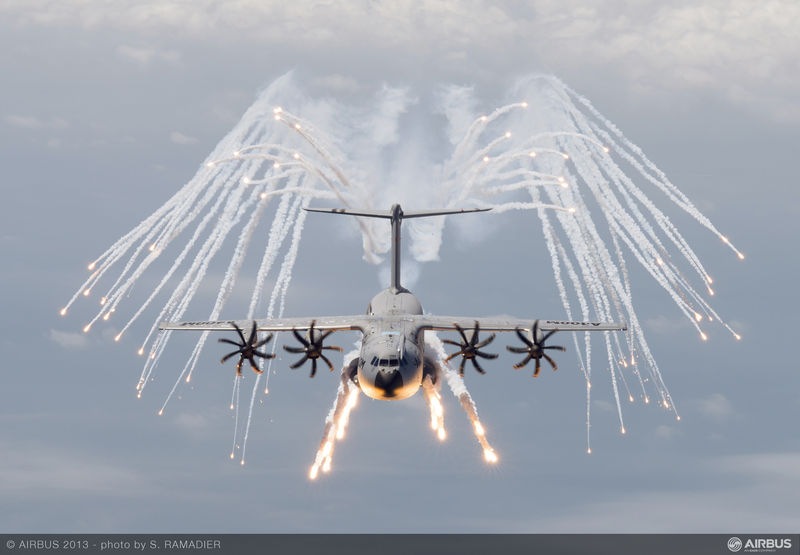 Airbus Military A400M Successfully Demonstrates Flare Release ...