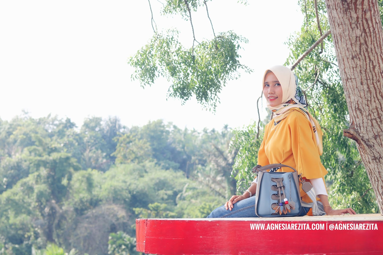 Selfie Gratis di Sun Flower Garden Komplek River Valley Simalingkar ...