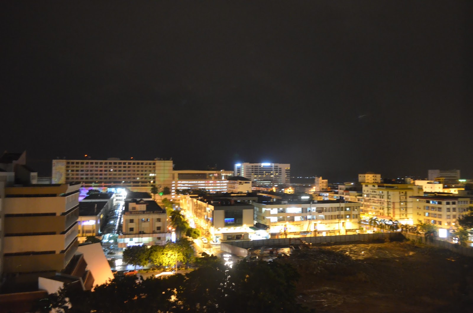 Our Journey : (Day 2) Sabah Kota Kinabalu - Night View From Hotel ...