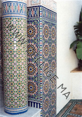 colonnes en zellige marocain du fes (beldi fassi) | Zellige Marocain ...