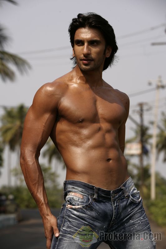 Shirtless Bollywood Men Ranveer Singh