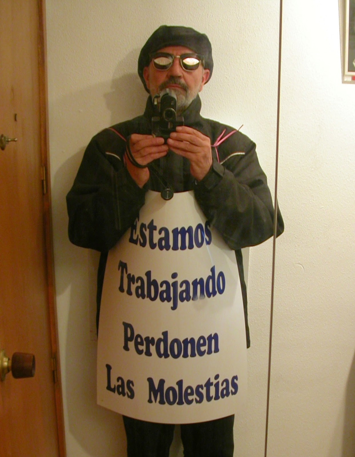 Oficina de Ideas Libres: PERDONEN LAS MOLESTIAS.