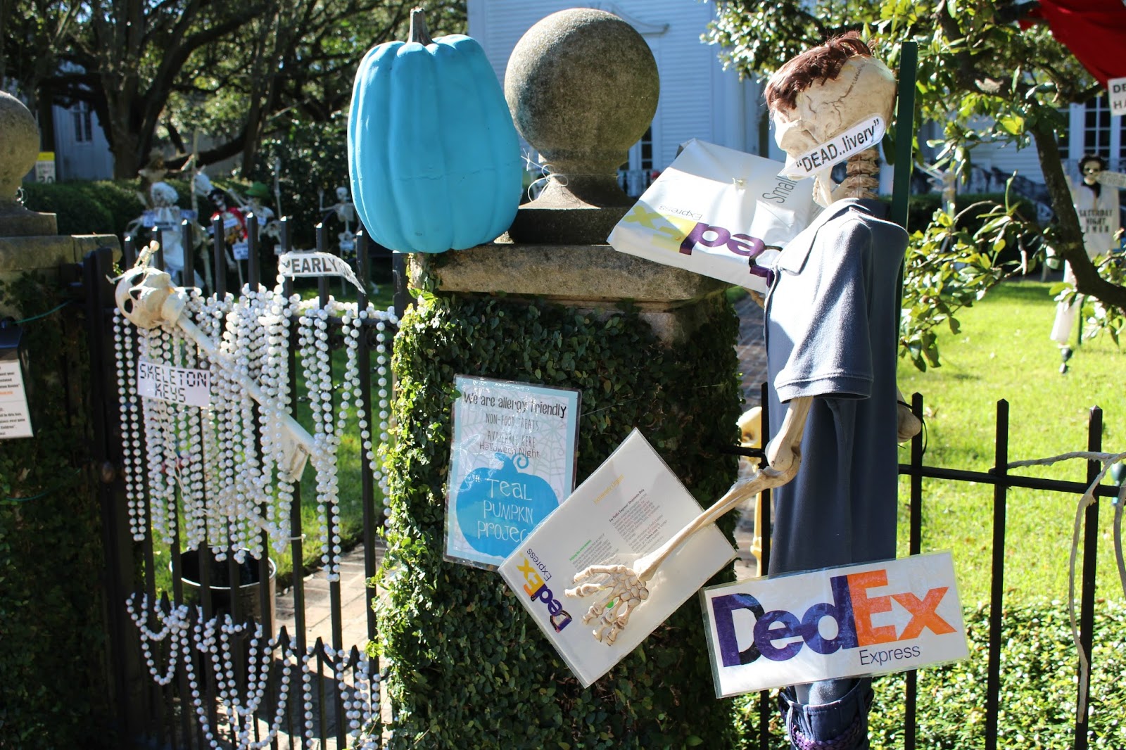 The Skeleton House: Halloween 2017 | A Very Sweet Blog