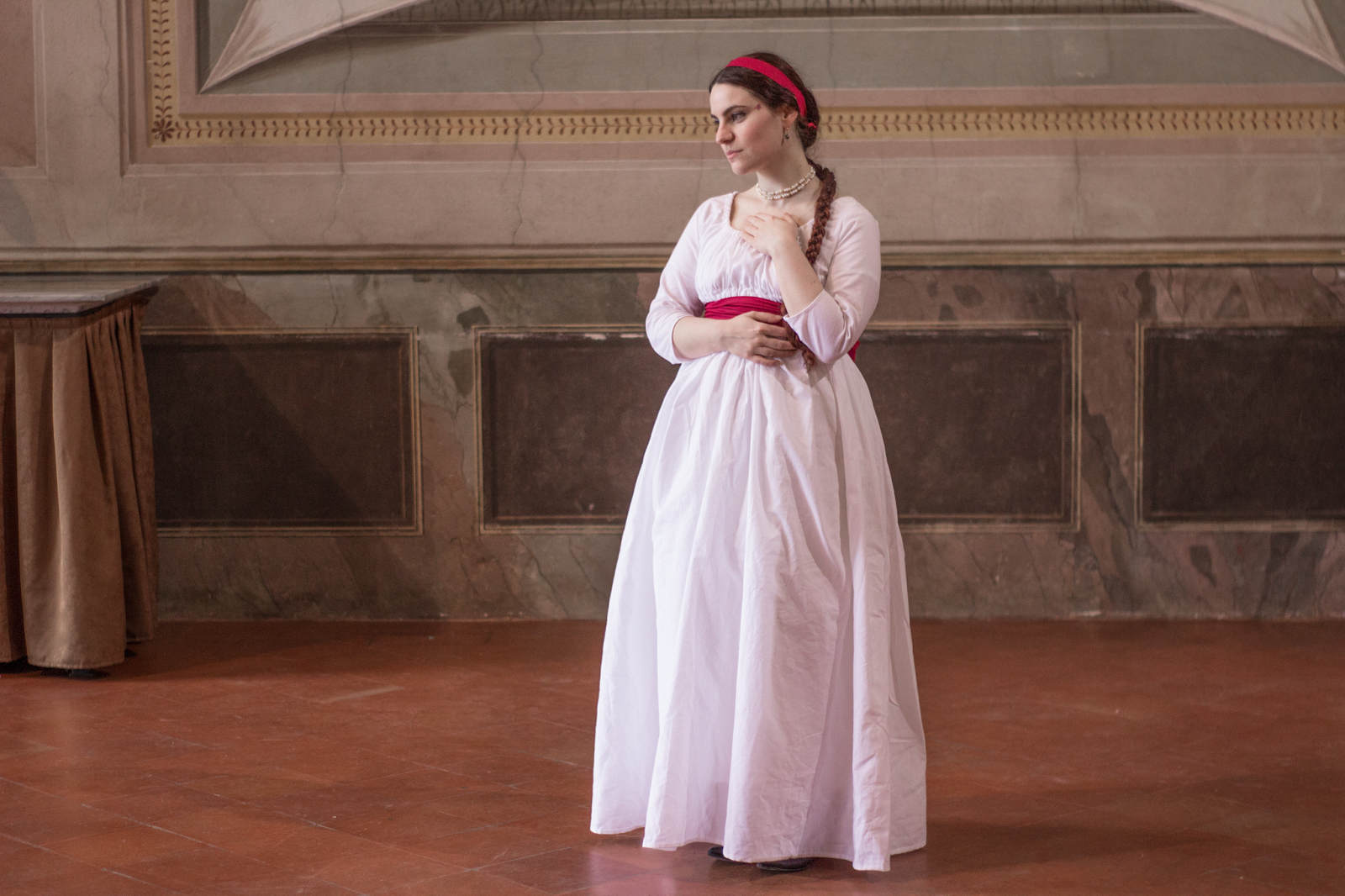 White cotton Directoire dress (1795-1799) part 3: finished and worn!