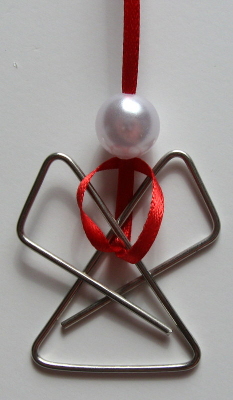 Southpaw Crafts: Paper Clip Angels - my way