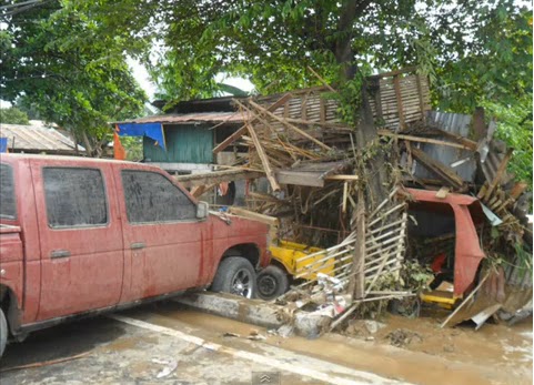 Typhoon Sendong hits Iligan, Cagayan de Oro; hundreds dead, missing