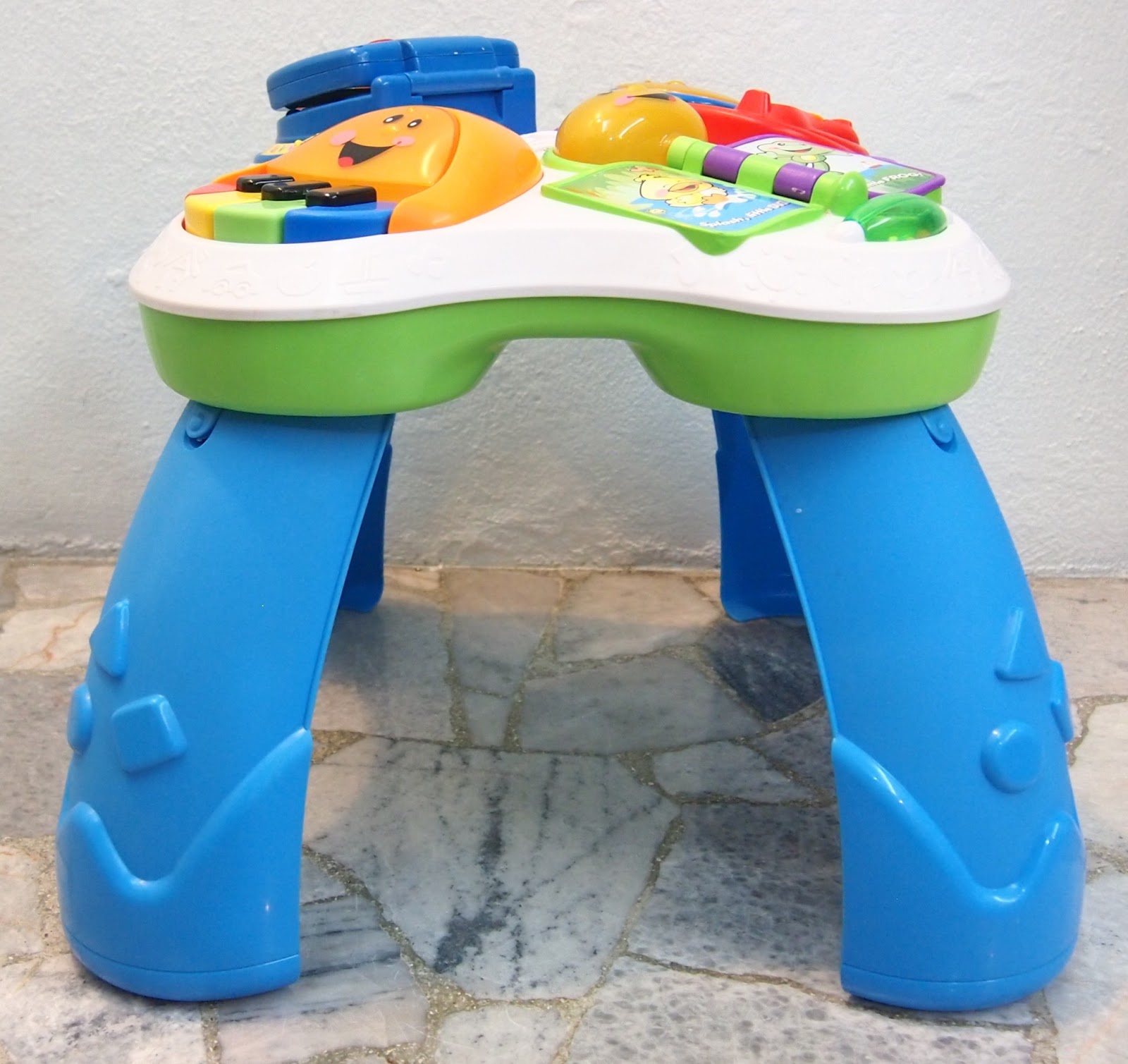 JuaiMurah: Fisher Price Busy Learning Activity Table