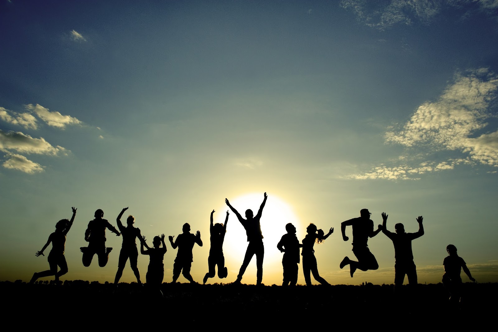 Polyamory; Free Love in a New Age ~ The SL Enquirer