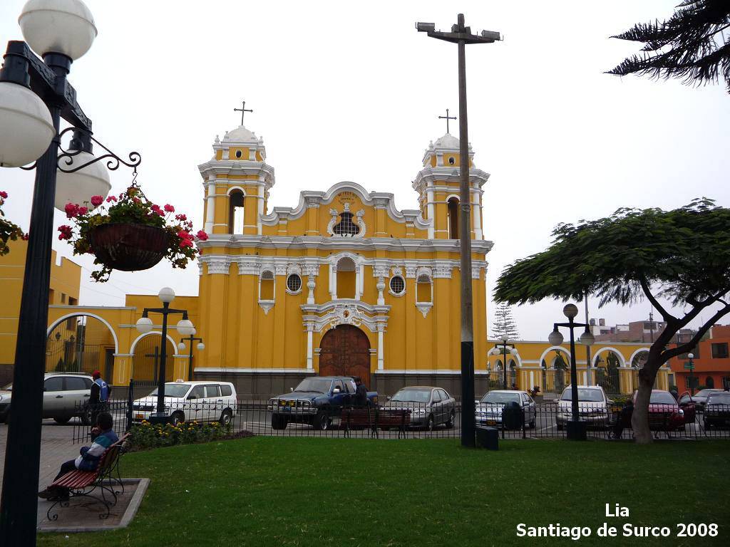 Iglesia de Santiago Apóstol en el Distrito de Surco - Lima - Perú