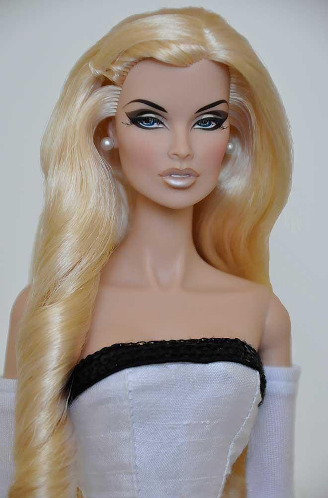 Desperately Seeking Dolls: Melancholy