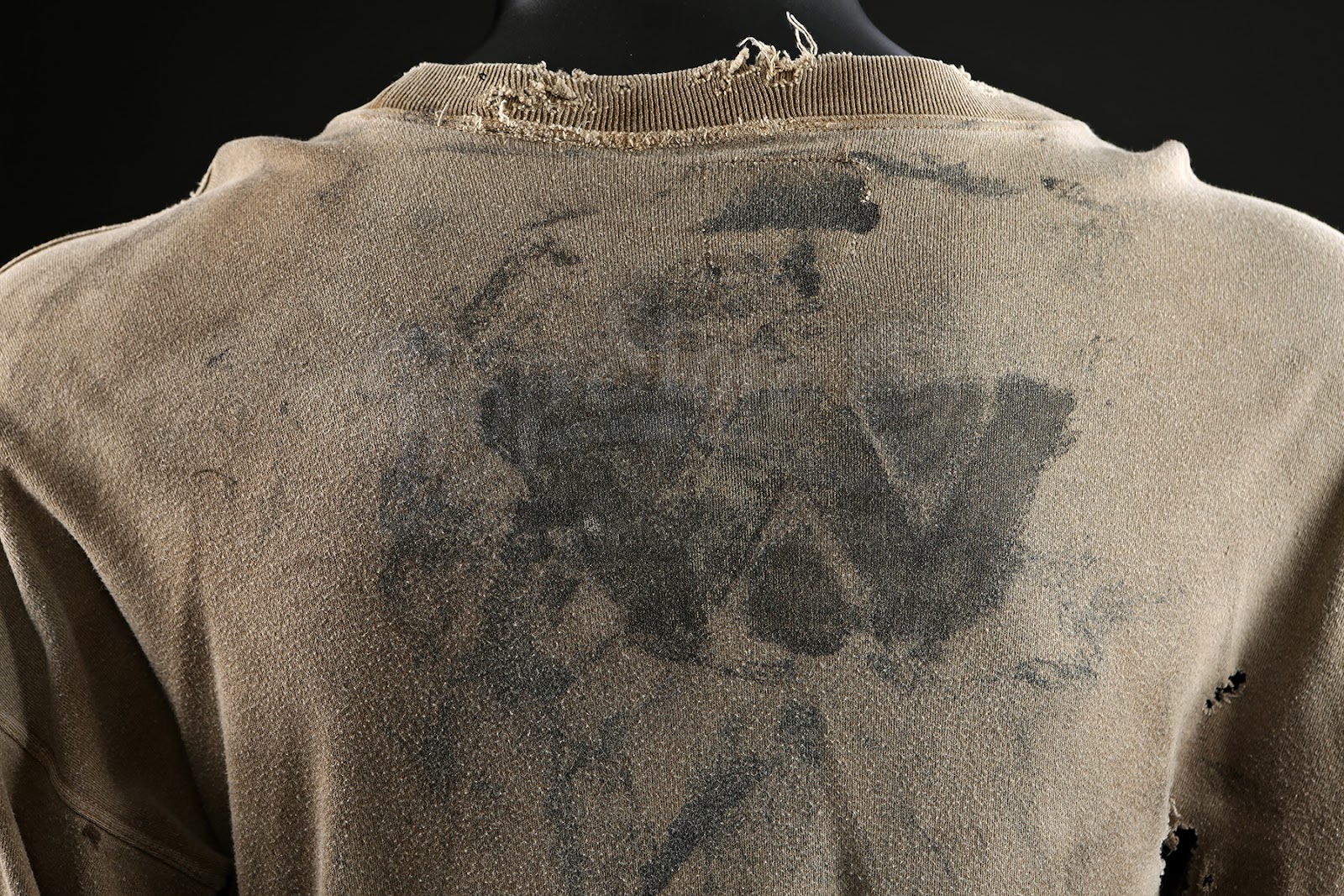 Alien Explorations: Alien 3: Kevin's (Phil Davis) Prisoner Outfit