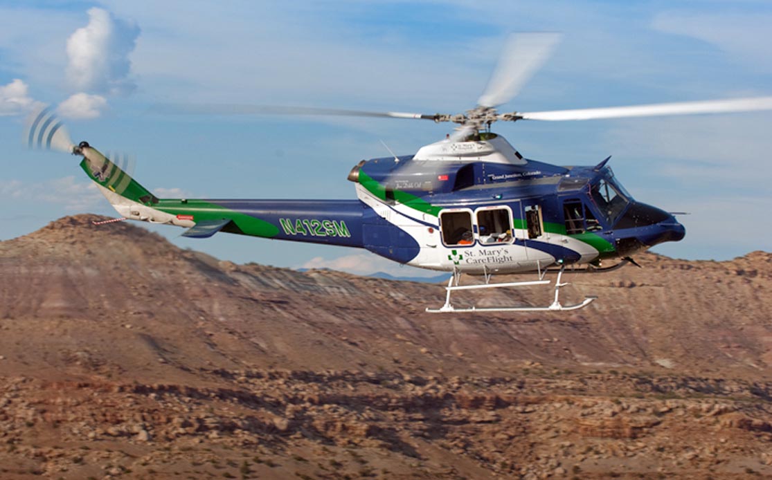 nhungdoicanh: Bell 412