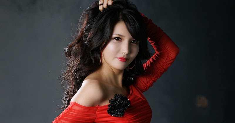 Cute and Sexy Korean: Cha Sun Hwa in Red