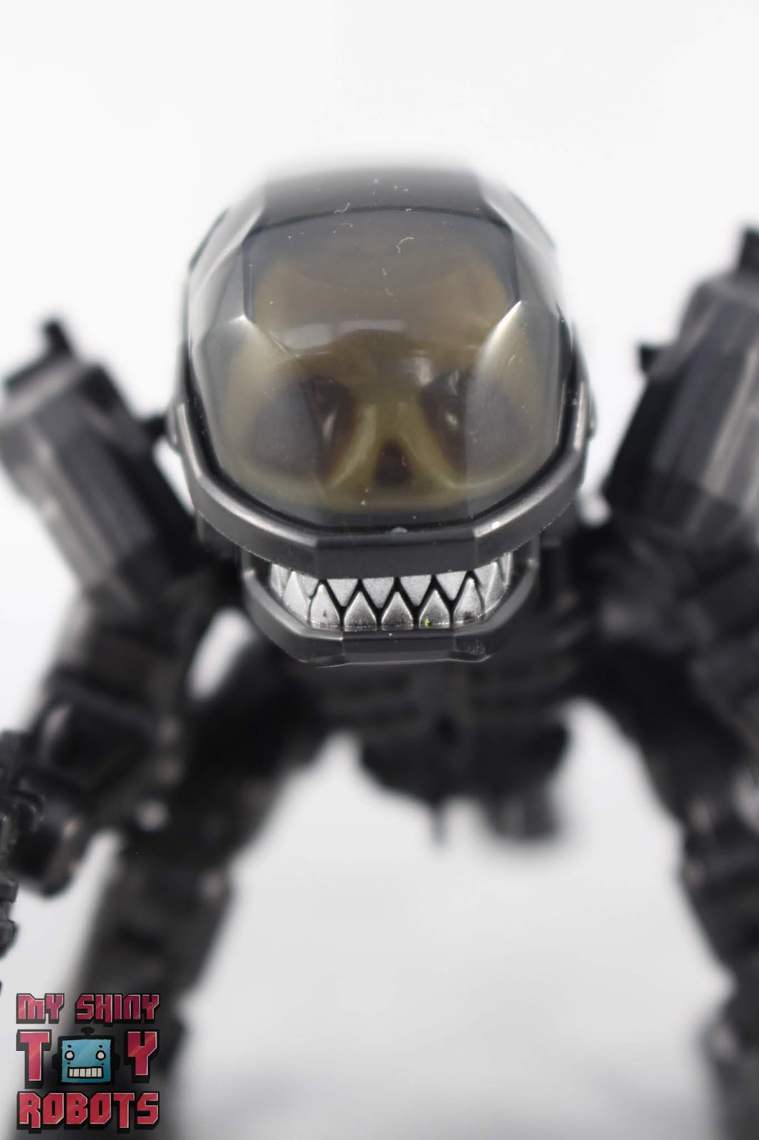 My Shiny Toy Robots: Toybox REVIEW: 52TOYS Megabox MB-01 Alien