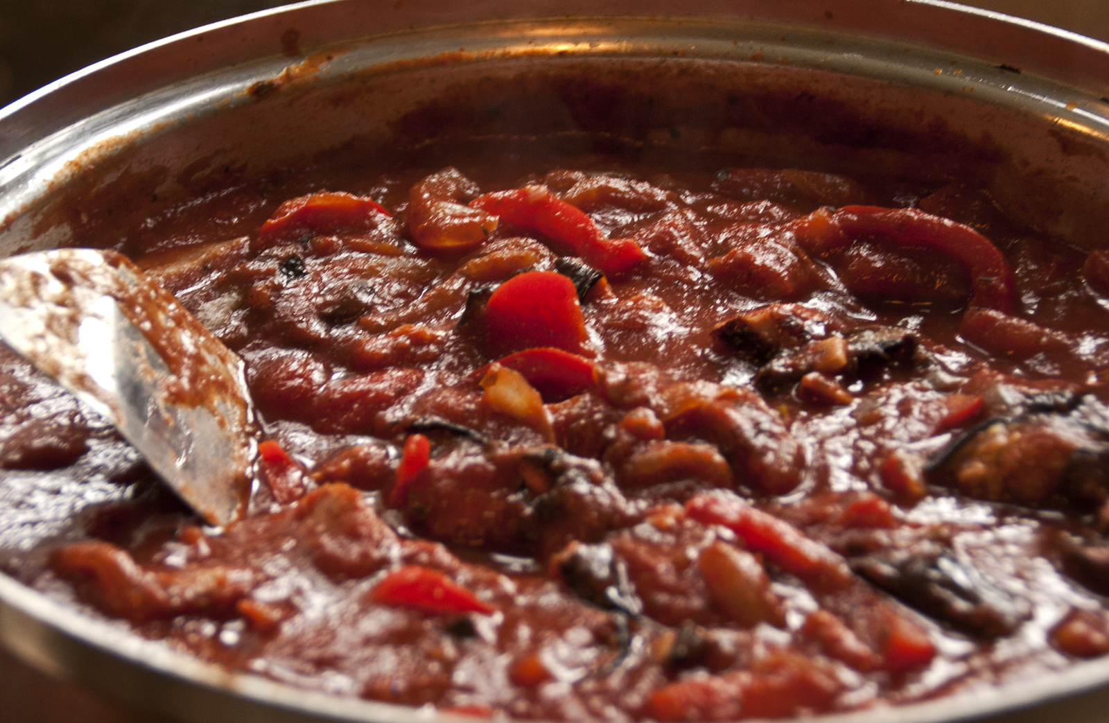 Plays with Her Food: Glorious Red Glop