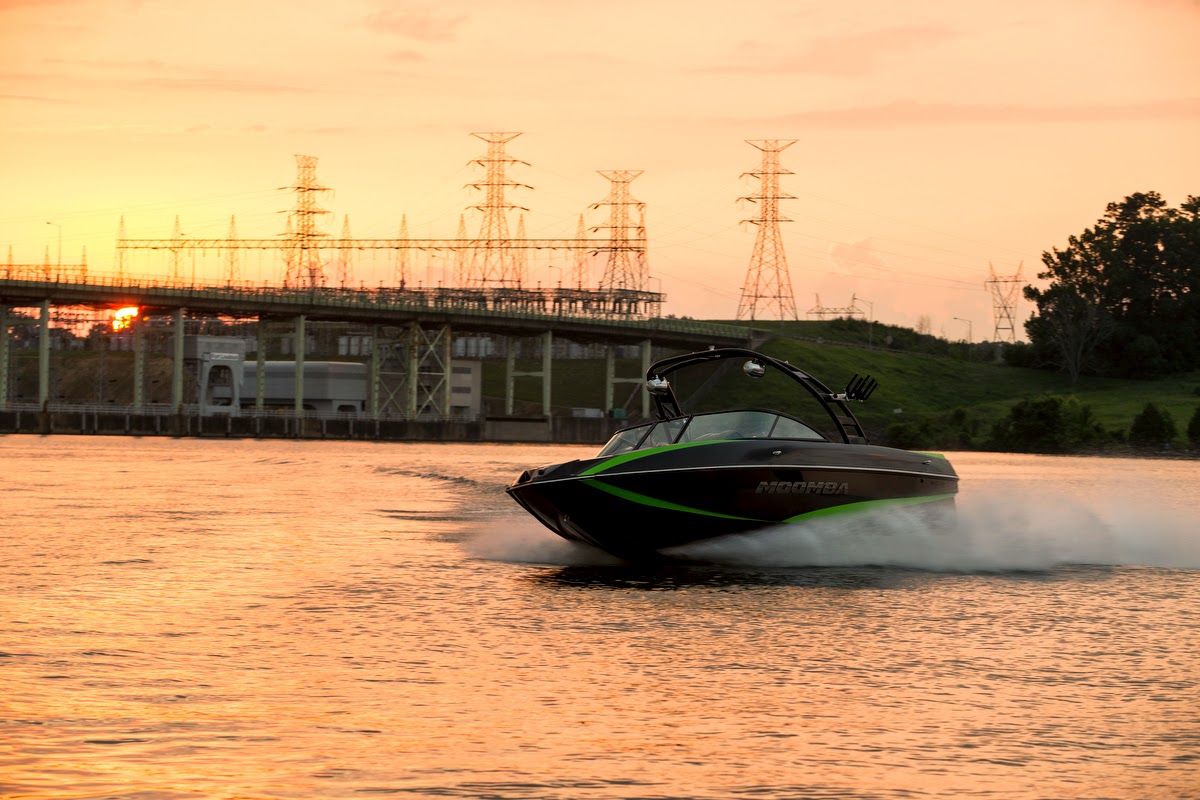 Under the Spell of Moomba's All New 2015 Mojo Wake Boat ~ MOOMBA BOATS