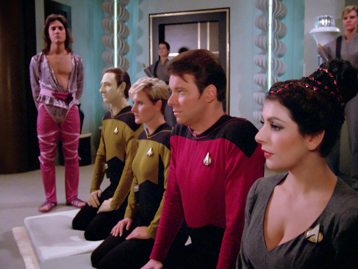 Doux Reviews: Star Trek The Next Generation: Angel One