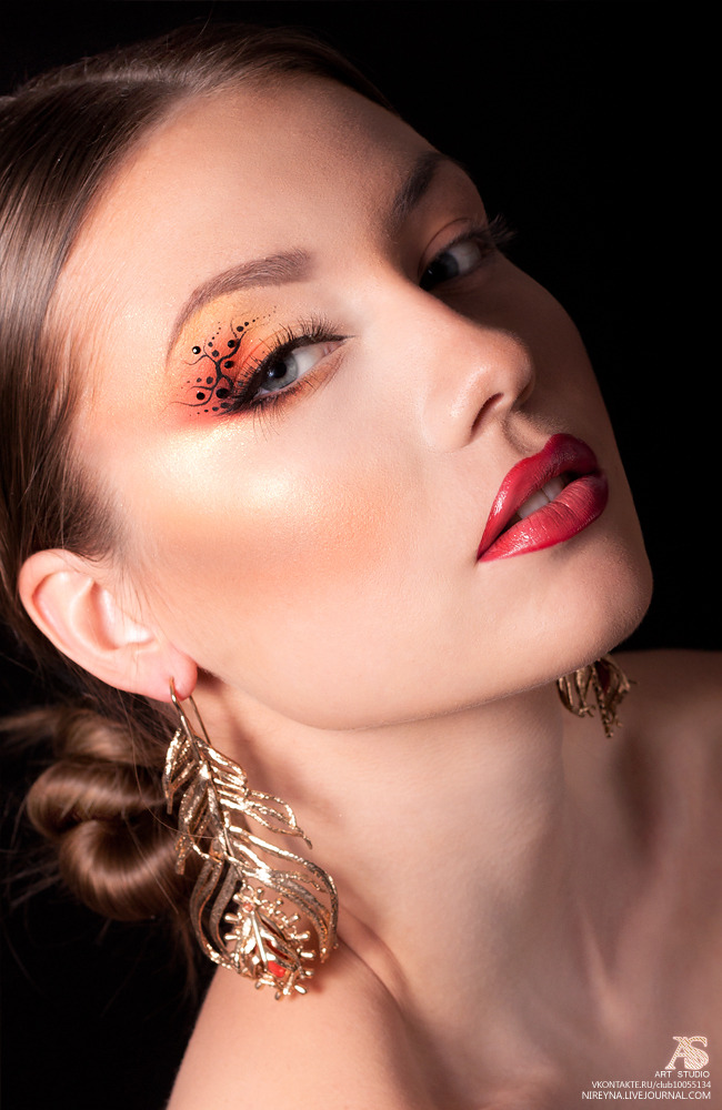 Make-up your eyes: Machiaje Pro