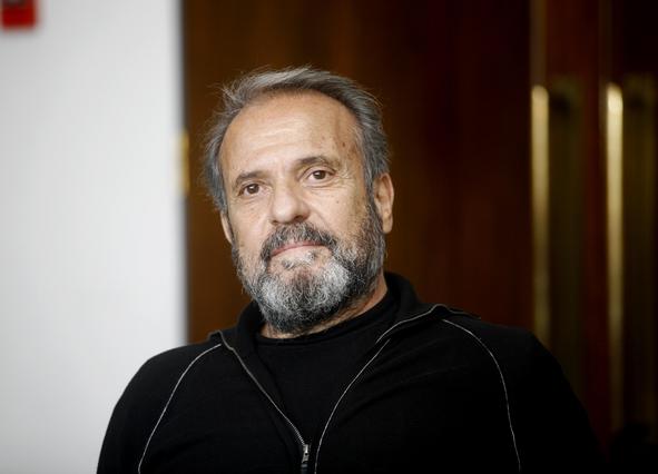 ΤΩΡΑ ΤΙ ΝΑ ΣΧΟΛΙΑΣΟΥΜΕ;;; ΠΟΛΙΤΙΚΗ ΚΗΔΕΙΑ ΚΑΙ ΑΠΟΤΕΦΡΩΣΗ ΓΙΑ ΤΟΝ ΜΗΝΑ ...