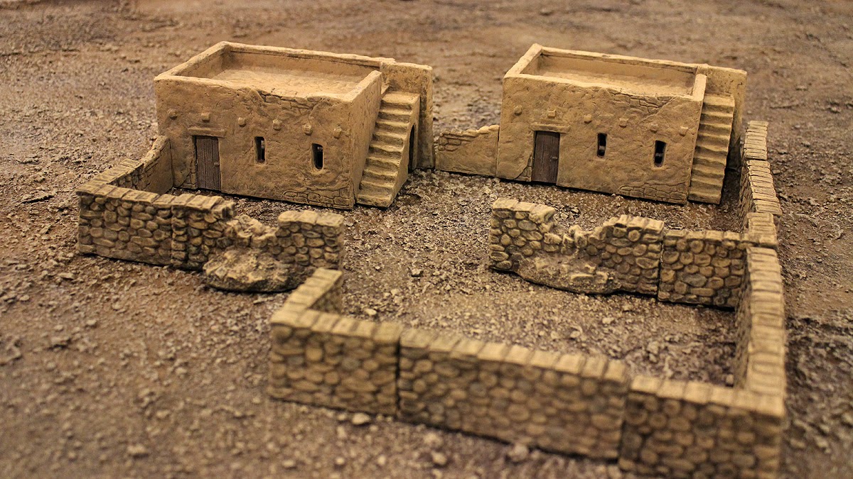 1000 Foot General: Renedra Mud Huts