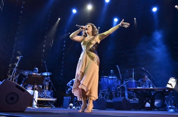 MARIA RITA: De volta ao samba, Maria Rita estreia turnê no Rio de ...