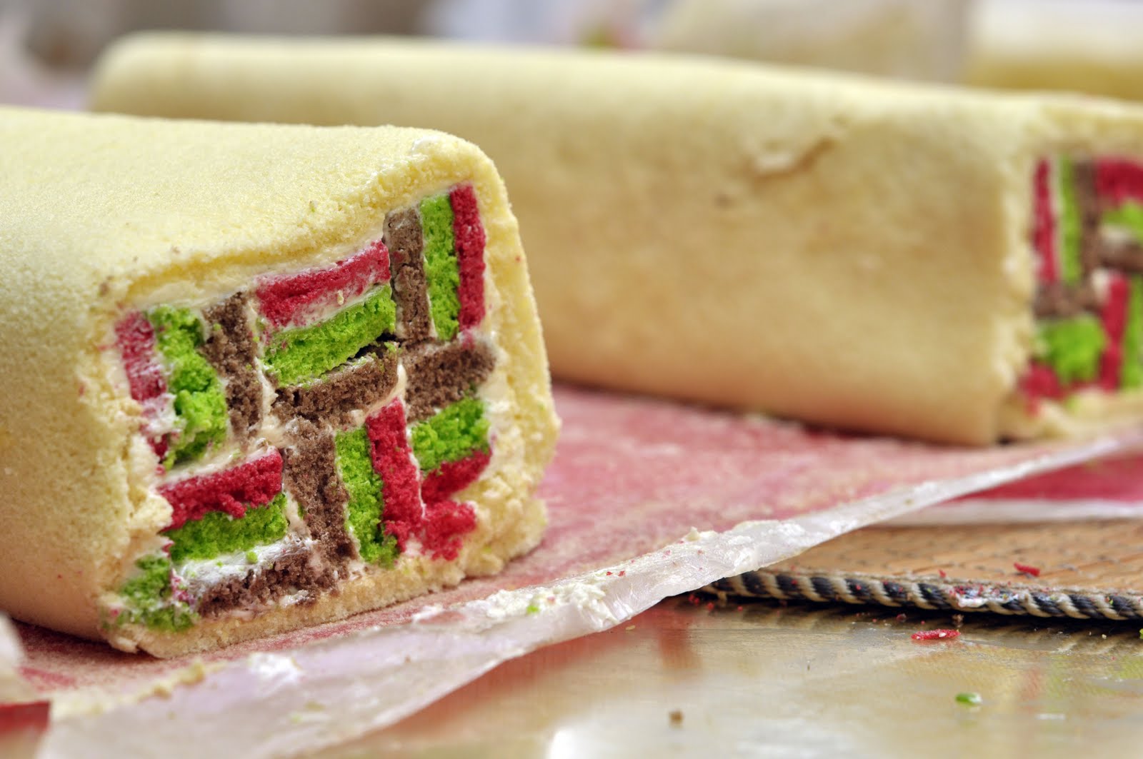 kekbenjirollmama: Kek Benji Roll Mama