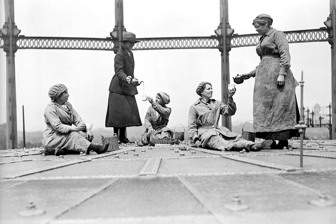 History in Photos: World War I - women workers