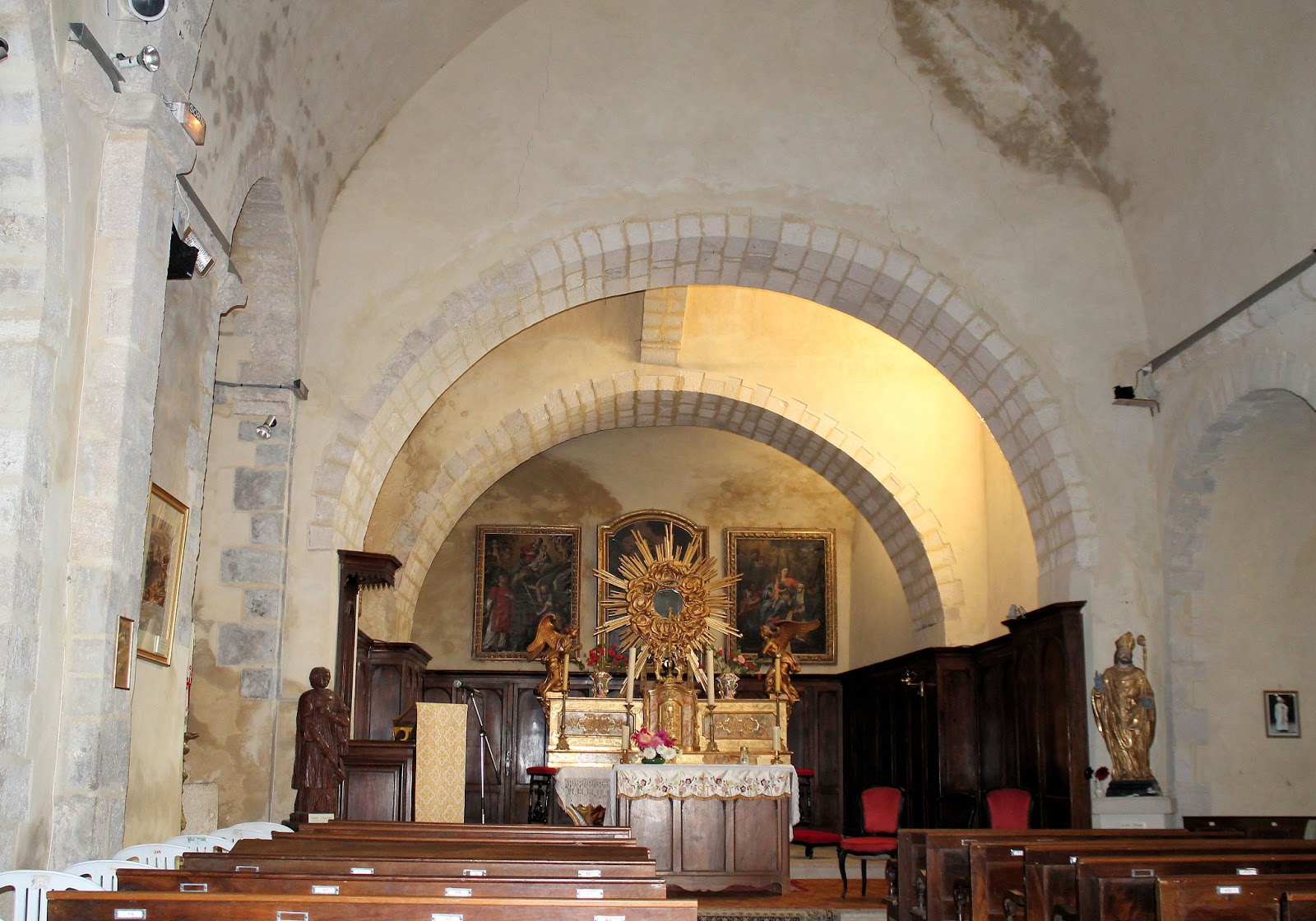 Sablet HOME - Your Home in Provence: A Walk Through The Vineyards ...