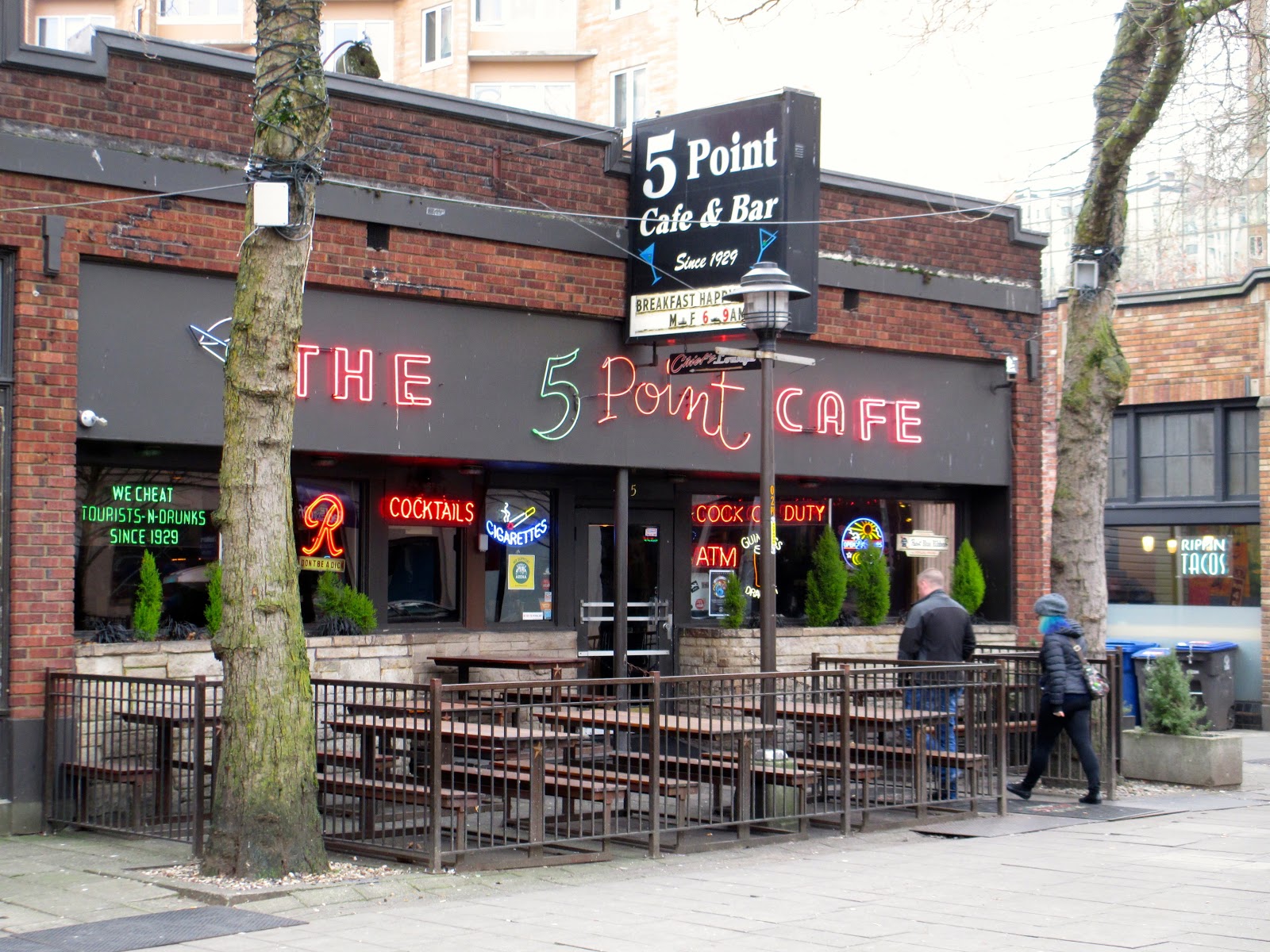 Smilin' Jack: The 5 Point Cafe