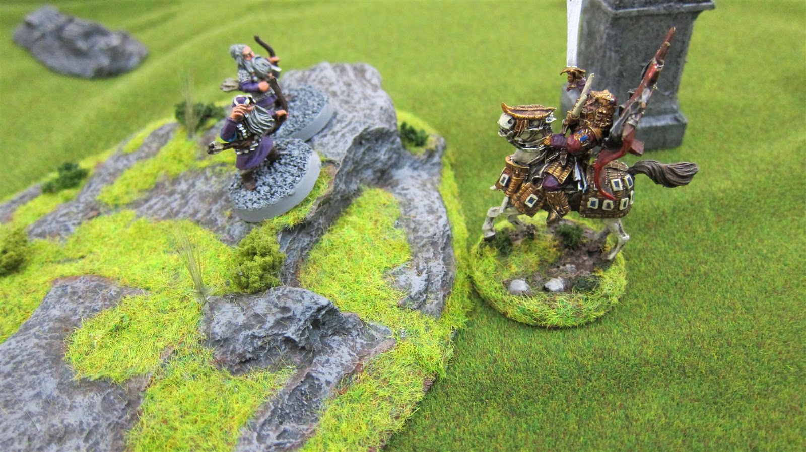 Middle Earth Strategy Battle Game and Warhammer 40k: LotR SBG Battle ...