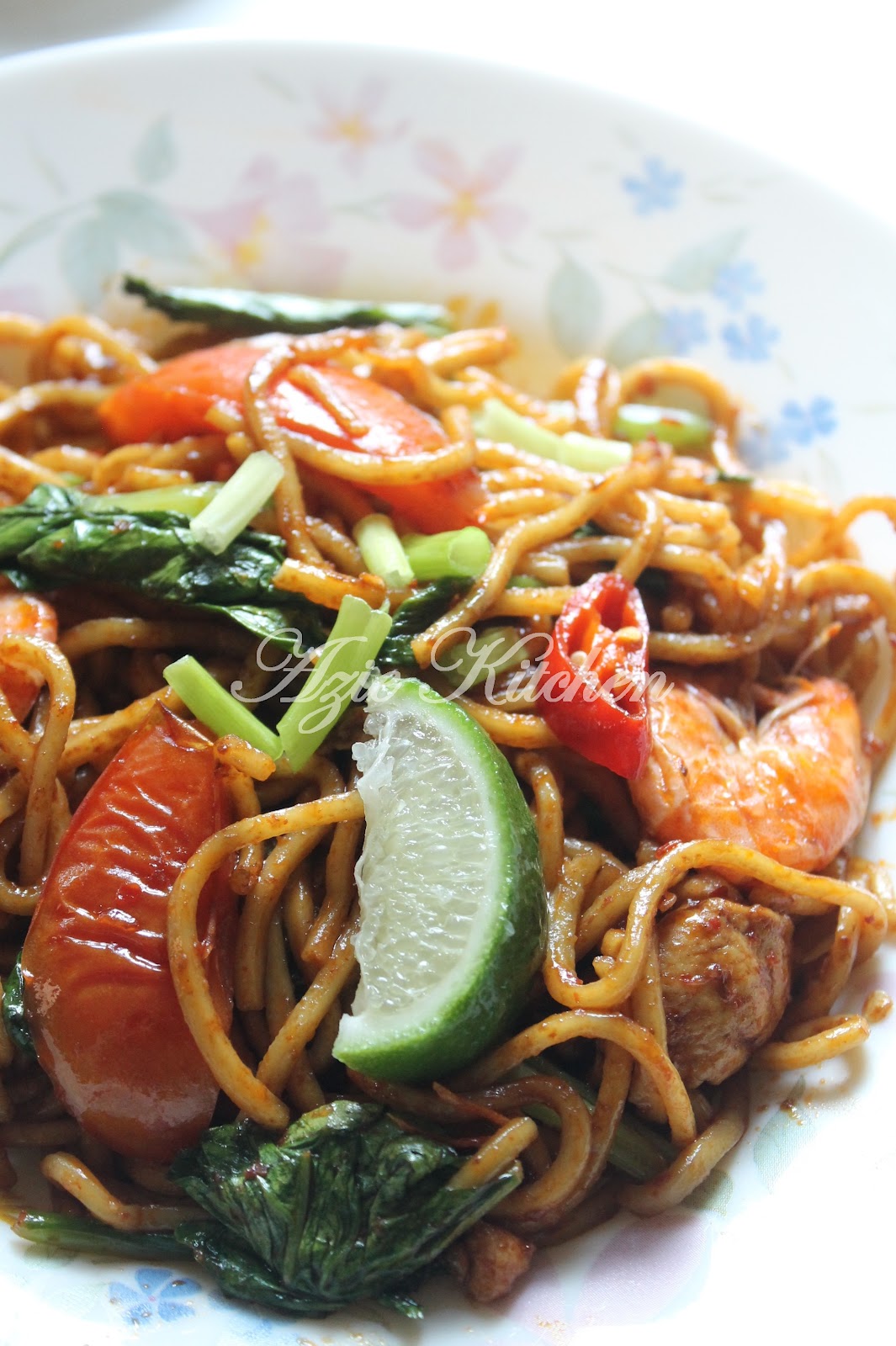 Ohhh Sedap Nyer Mee Goreng - Azie Kitchen