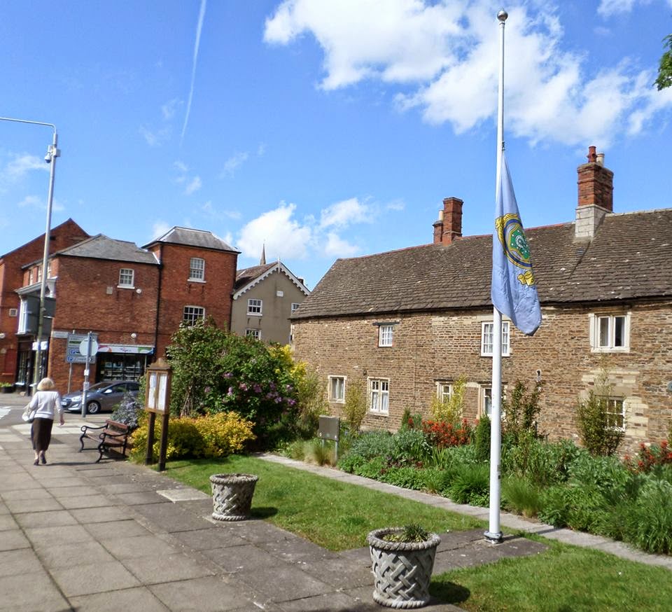 Martin Brookes Oakham: Mr Schofield, Chairman of Oakham Town Council ...
